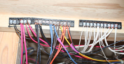 Bus Wiring in Toy Train Layout Wiring